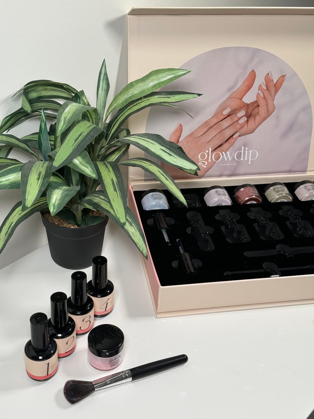 Hoe hydrateer je je nagels bij gebruik van dip poeder? – Glowdip Nederland